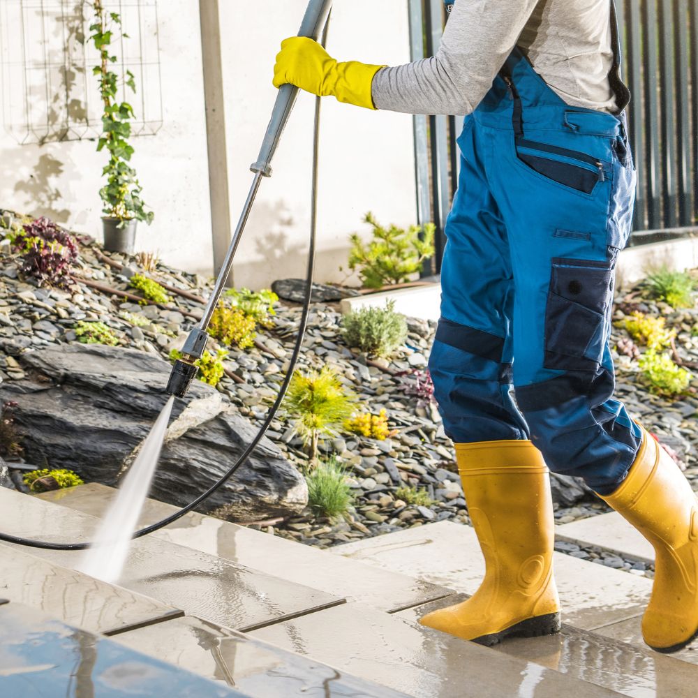 Bracero Power Pros - Commercial and Residential Power Washing Professionals